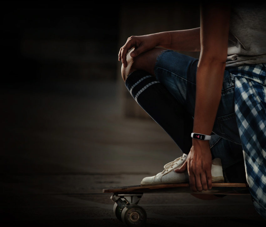 Samsung Galaxy Fit R370 | Black (Chính Hãng)